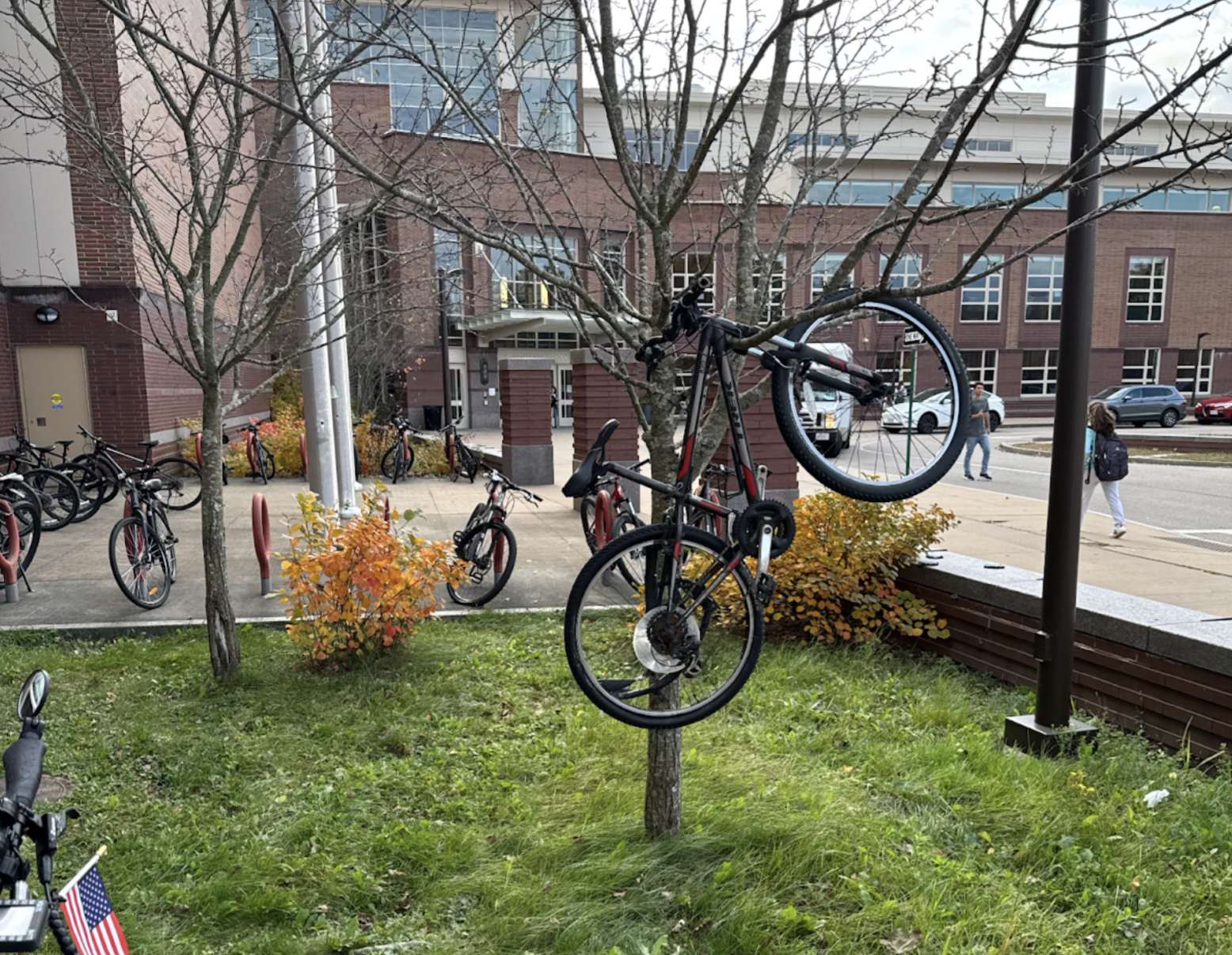 How the school could save biking for students: bike racks | The Bradford